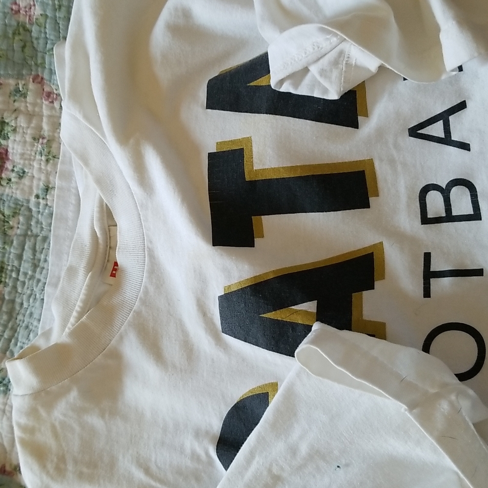 *Hanes 50/50 Vintage White"Gata Football"Tshirt - Gem